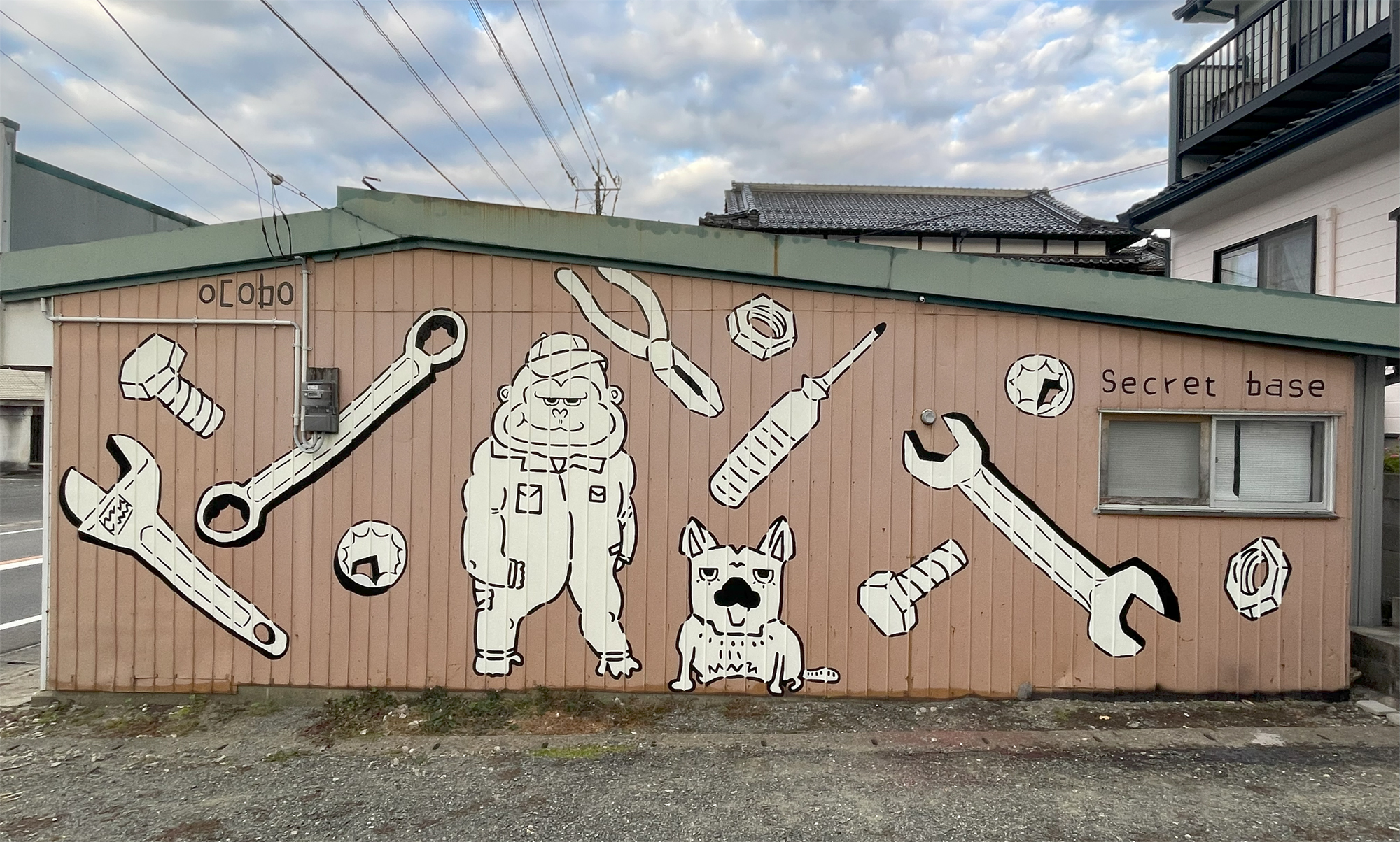 砂原M邸ガレージ – ocobo – 多久市ウォールアートプロジェクト｜佐賀県多久市でまちなかアート体験